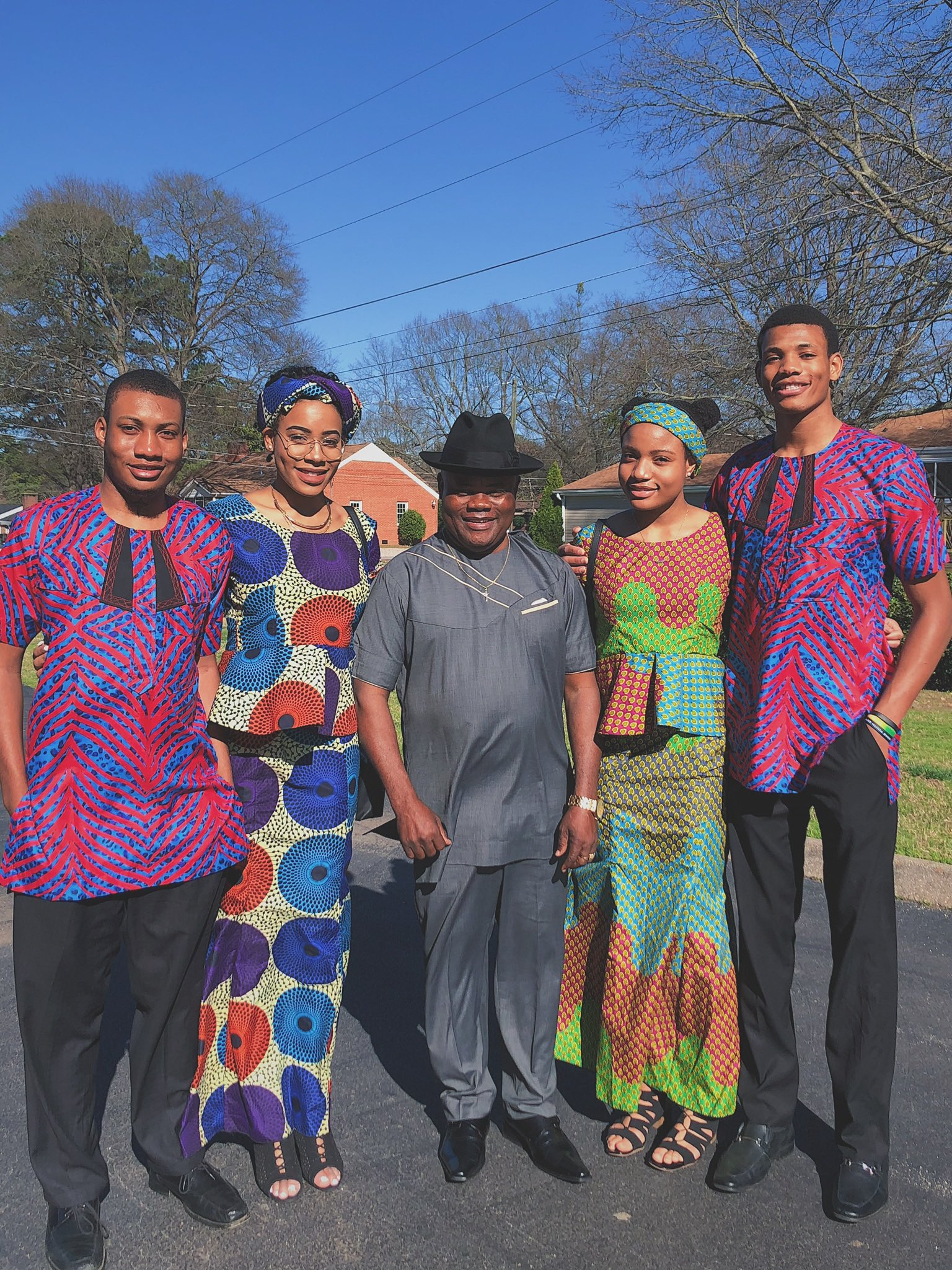 Woman hails her father who did the "impossible" by raising her and her ...