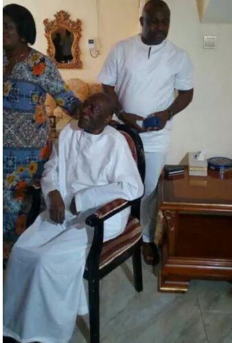 Chief Arthur Nzeribe looks a shadow of his former self in new photo