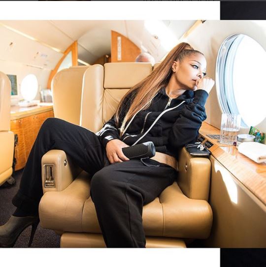 Janet Jackson jets out in style for her shows (Photos)