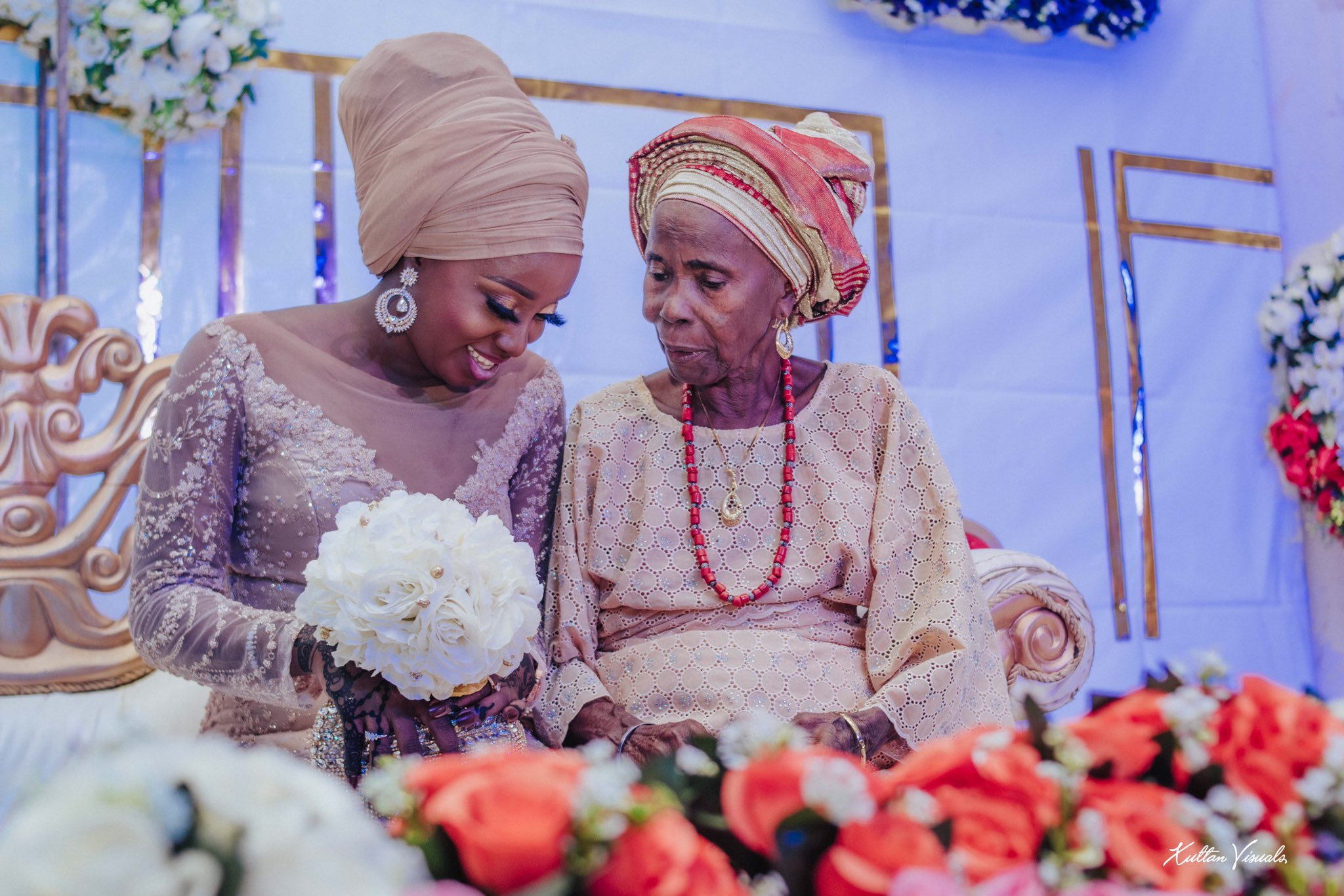 Adorable photos of a Nigerian grandmum shedding tears of joy at her ...