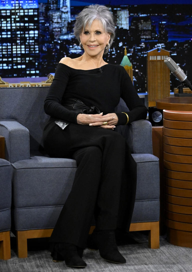 84-year-old Jane Fonda admits another cosmetic surgery would leave her ...