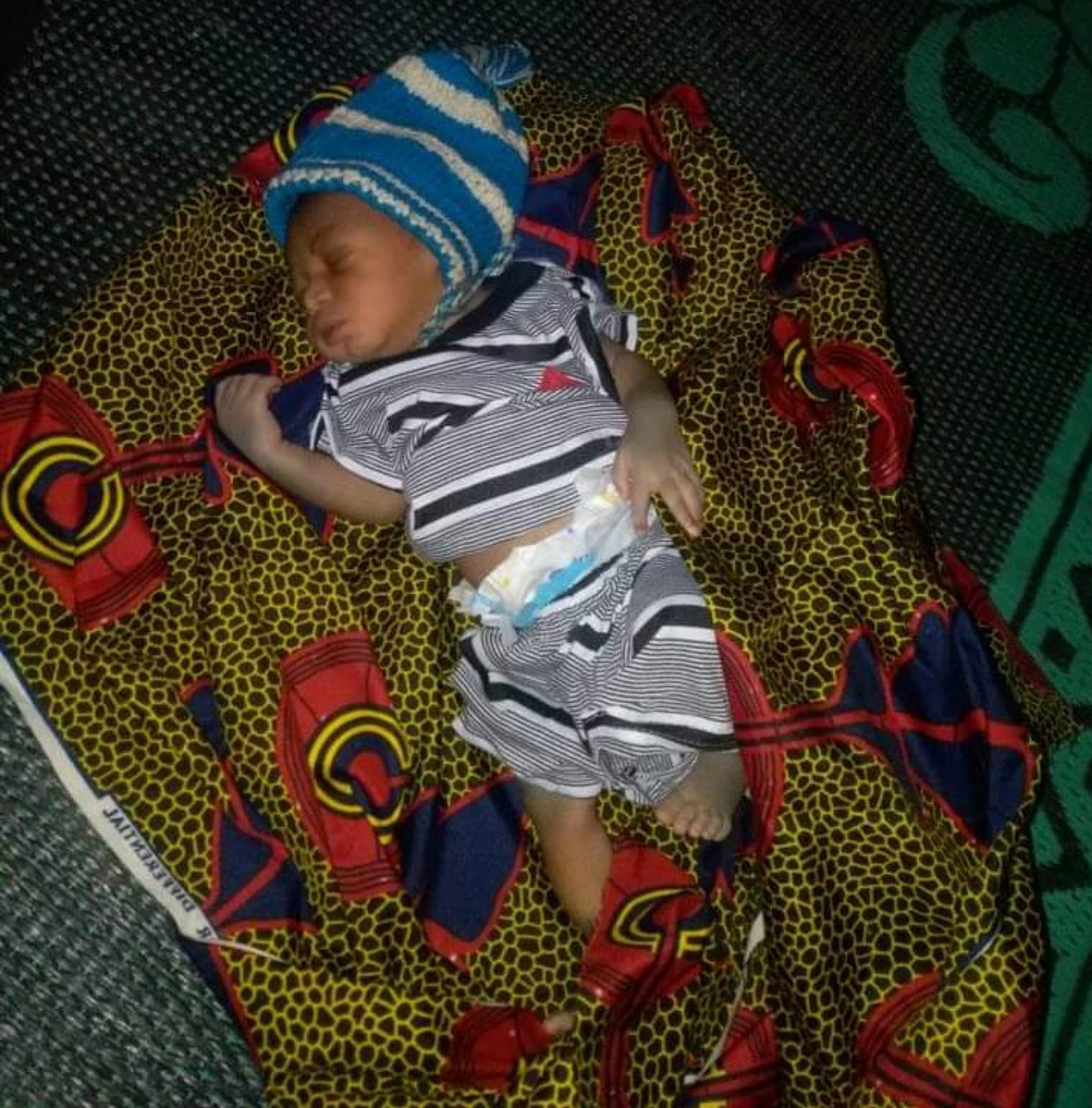Newborn baby found abandoned by roadside in Minna