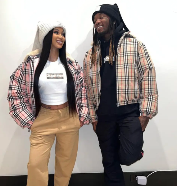 Cardi B Shares Explicit Texts She Exchanged With Offset Amid Cheating ...